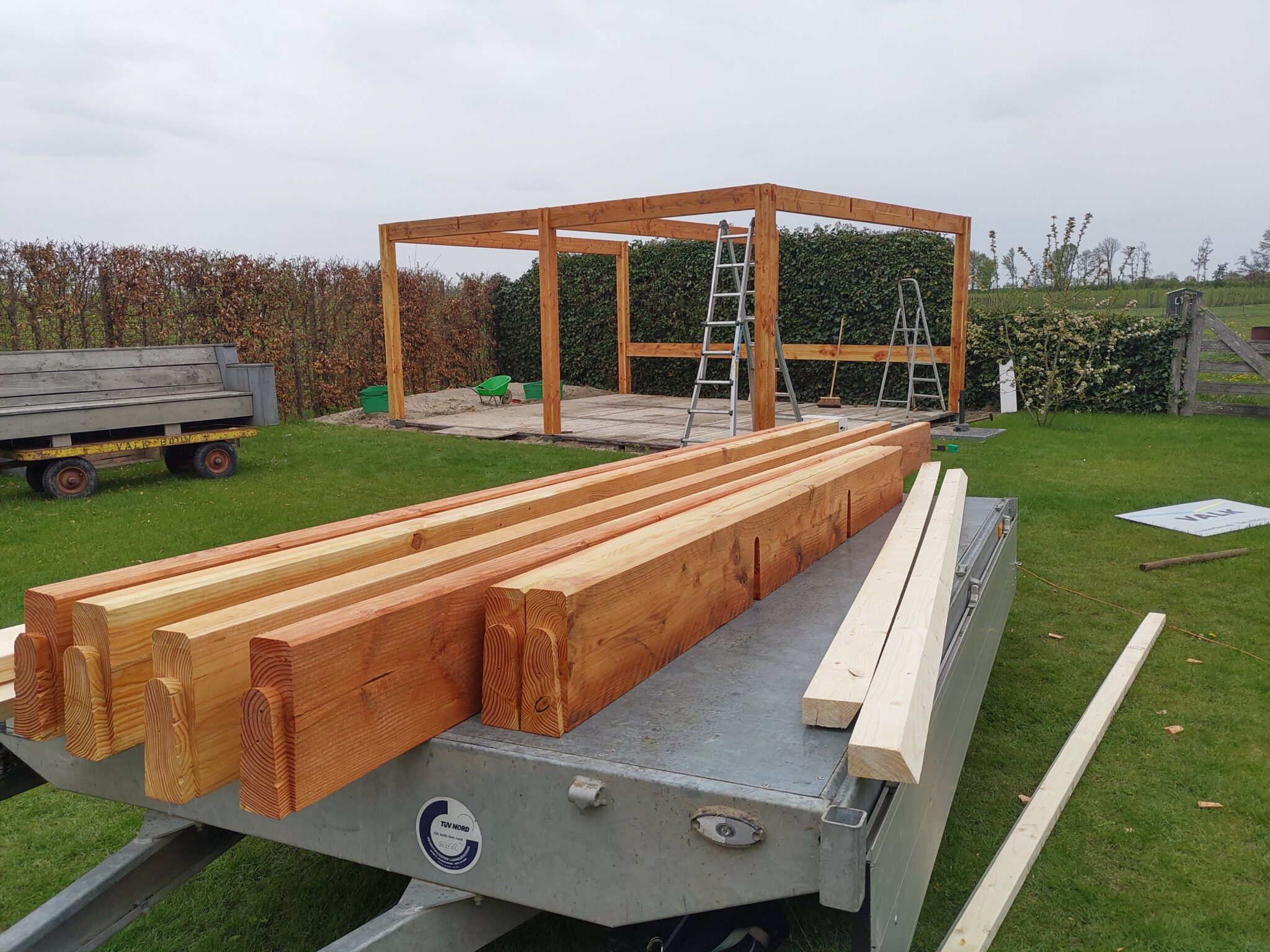 Veranda (met zwaluwstaart verbindingen) – Hout van Elkaar